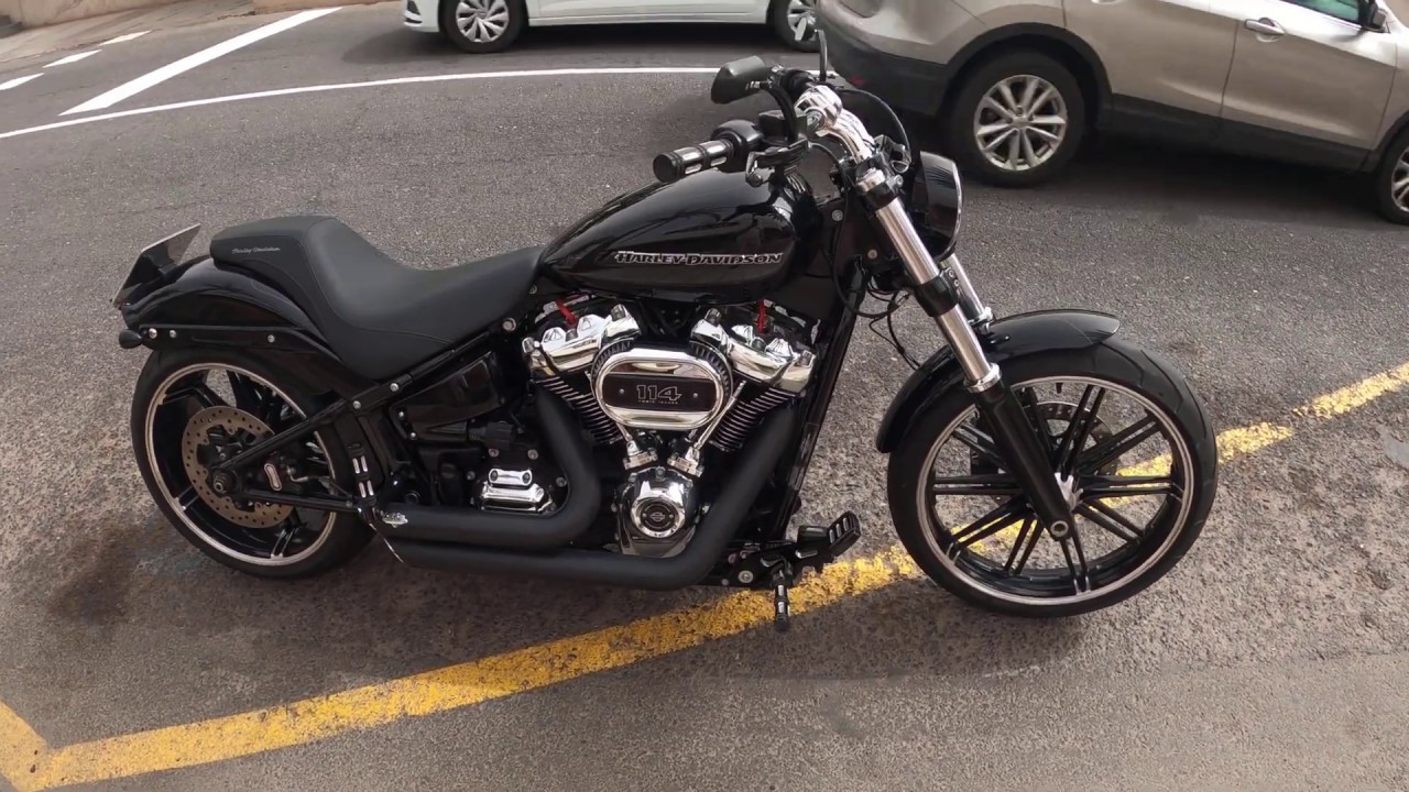 HARLEY DAVIDSON Breakout 114 black 2019 - YouTube