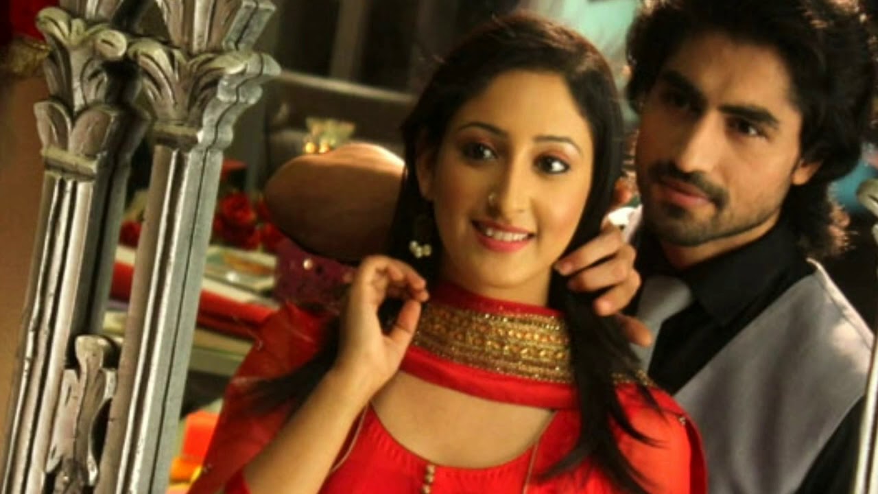 Humsafar OST with lyrics - YouTube