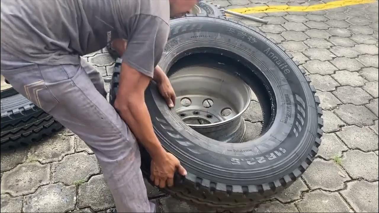 Como armar e inflar una llanta de camión pesado en medida 11R22 5 - YouTube