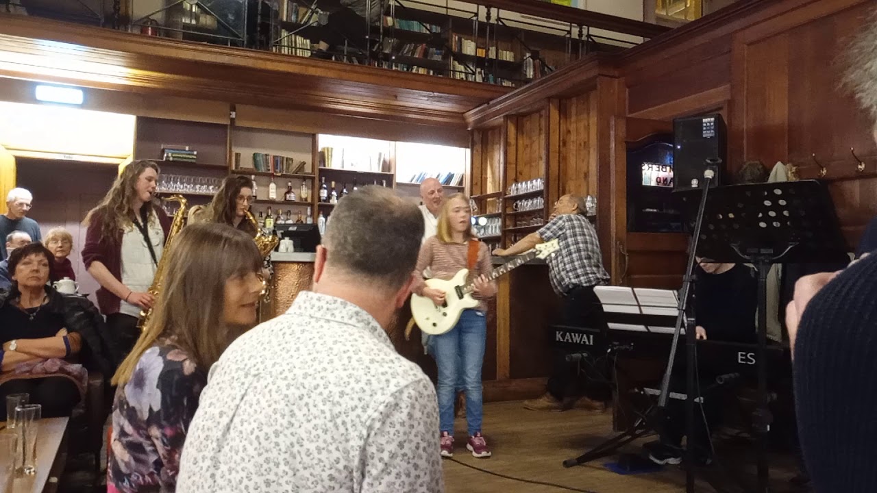 jenjen jazz jam e minor - YouTube