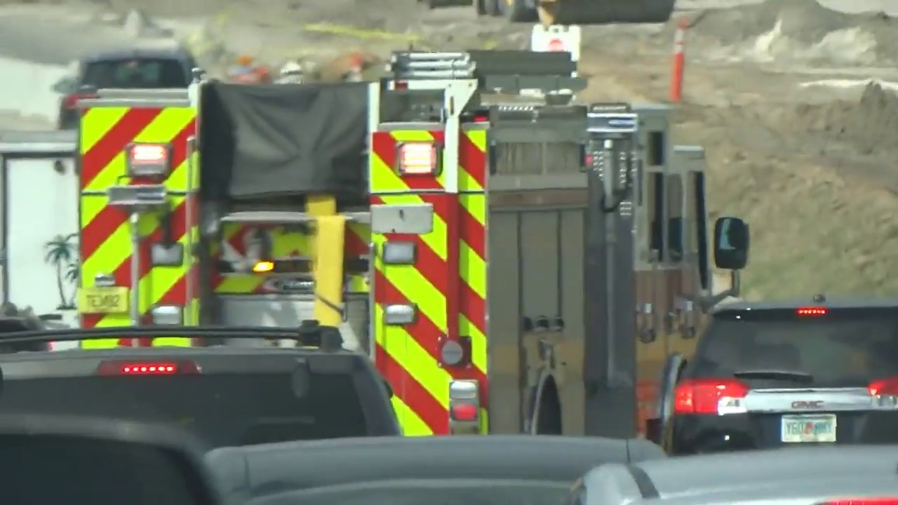 Seminole Fire Engine 12 Responding (peaked q) - YouTube