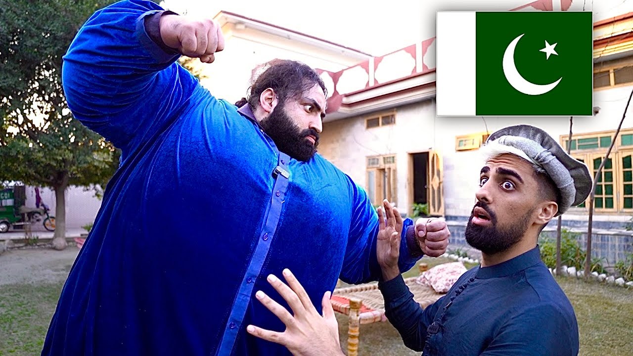 WORLD’S STRONGEST MAN IN PAKISTAN 🇵🇰!!! - YouTube