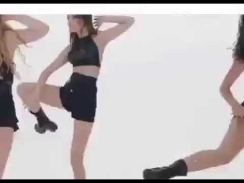 Danla Biliç'in Ece Seçkin'in Sayın Seyirciler Klibine Yaptığı Trol (çokKomiik)