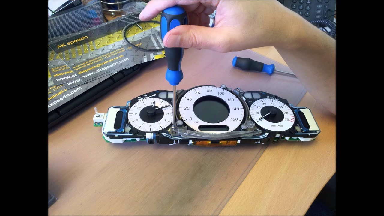 Mercedes w209 CLK w211 E Class speedometer LCD pixel repair - YouTube