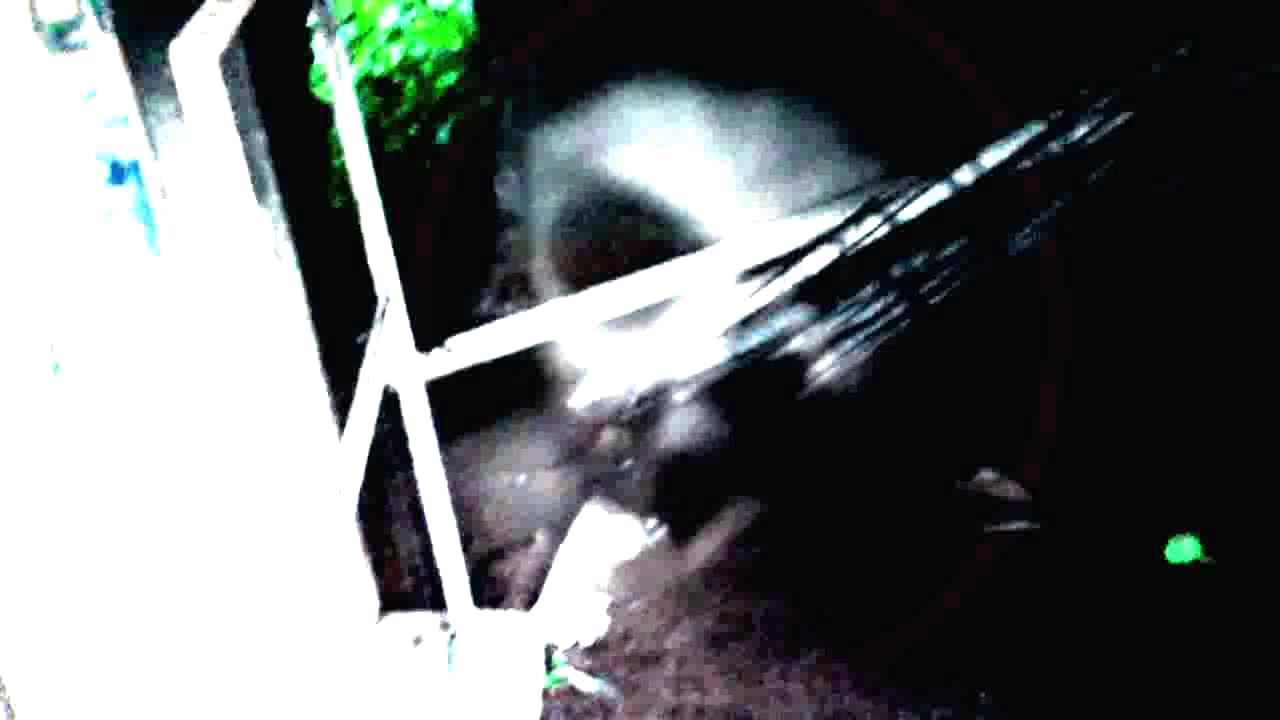 Real Ghost demon Caught on Video Attacks ( Fantasma Real ) Creepy - YouTube