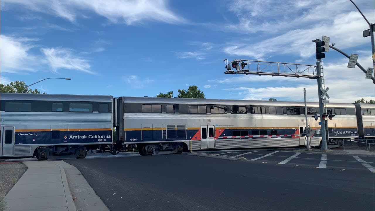 AMTK CDTX 8305 #538 Capitol Corridor East, Tiger Way Railroad Crossing, Roseville CA (Wayside ...
