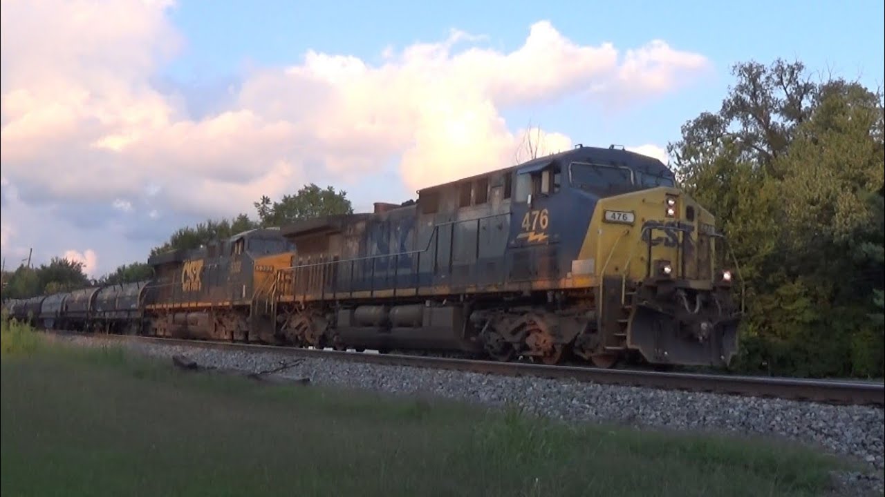 CSX 476 leads CSX Q509 SB on the Cincinnati Terminal Sub - YouTube
