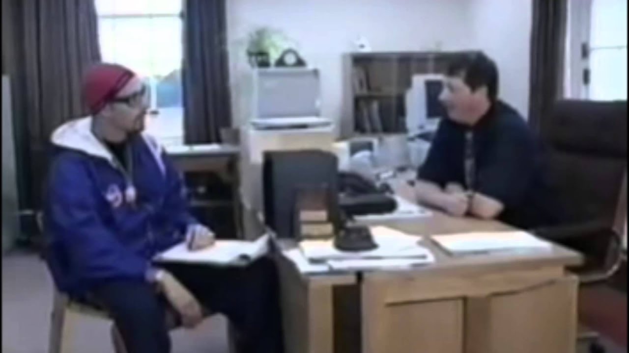 Ali G meets Sammy Wilson - YouTube