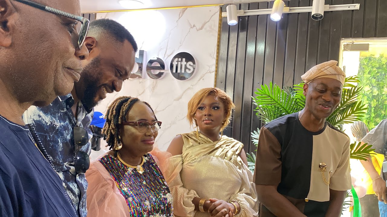 ODUNLADE ADEKOLA OPENS LATEEF ADEDIMEJI AND BIMPE OYEBADE’S FASHION ...