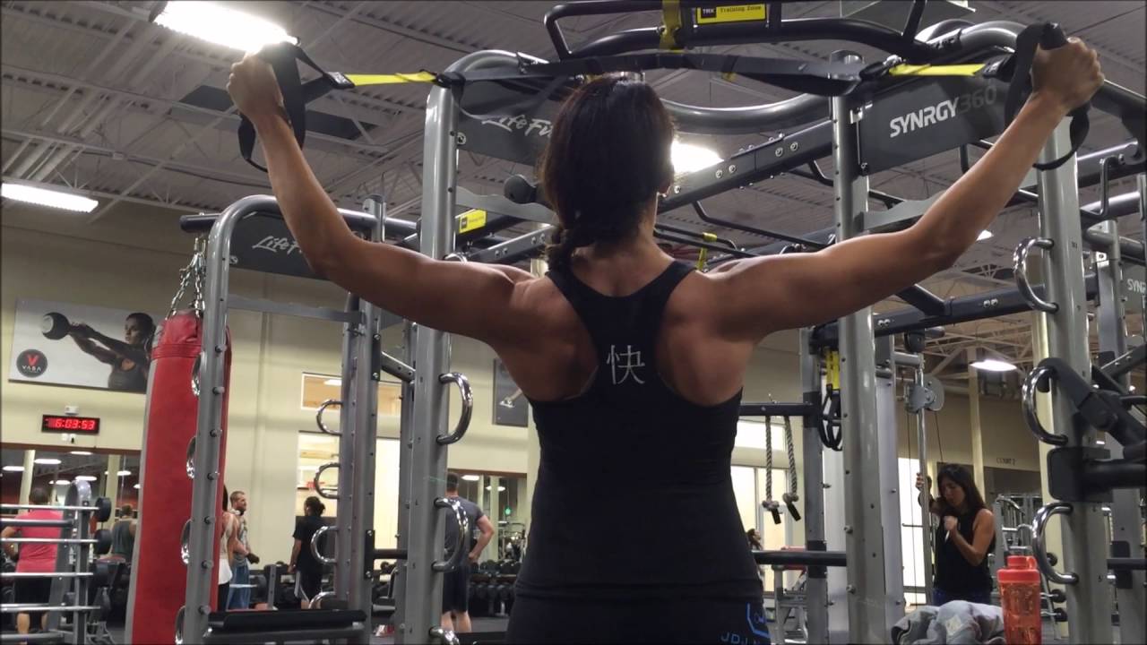 How to do TRX Rear Flyes - YouTube