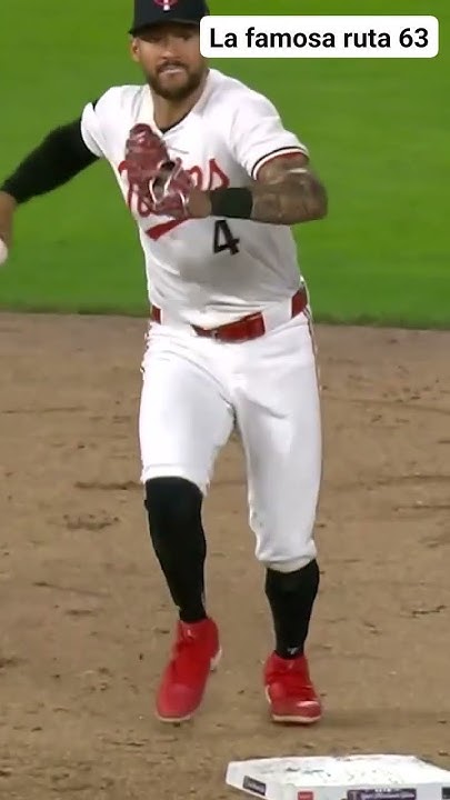Rodado al shortstop que toma y lanza al primera base para el out#mlb #route63 #baseball # ...