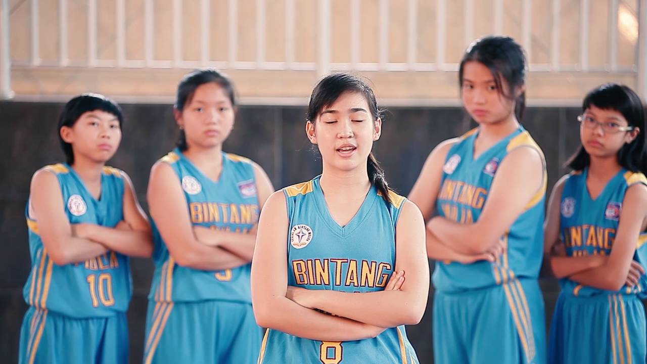 Team Basket SMP Bintang Mulia Putri - YouTube