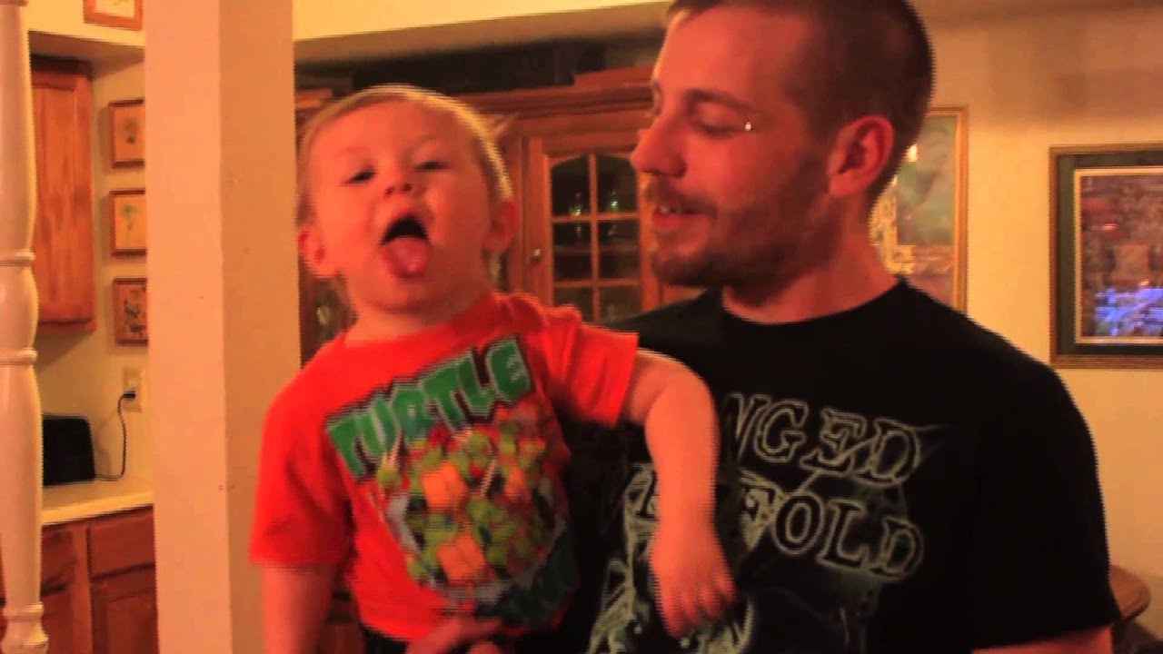 Baby Licking Daddy - YouTube