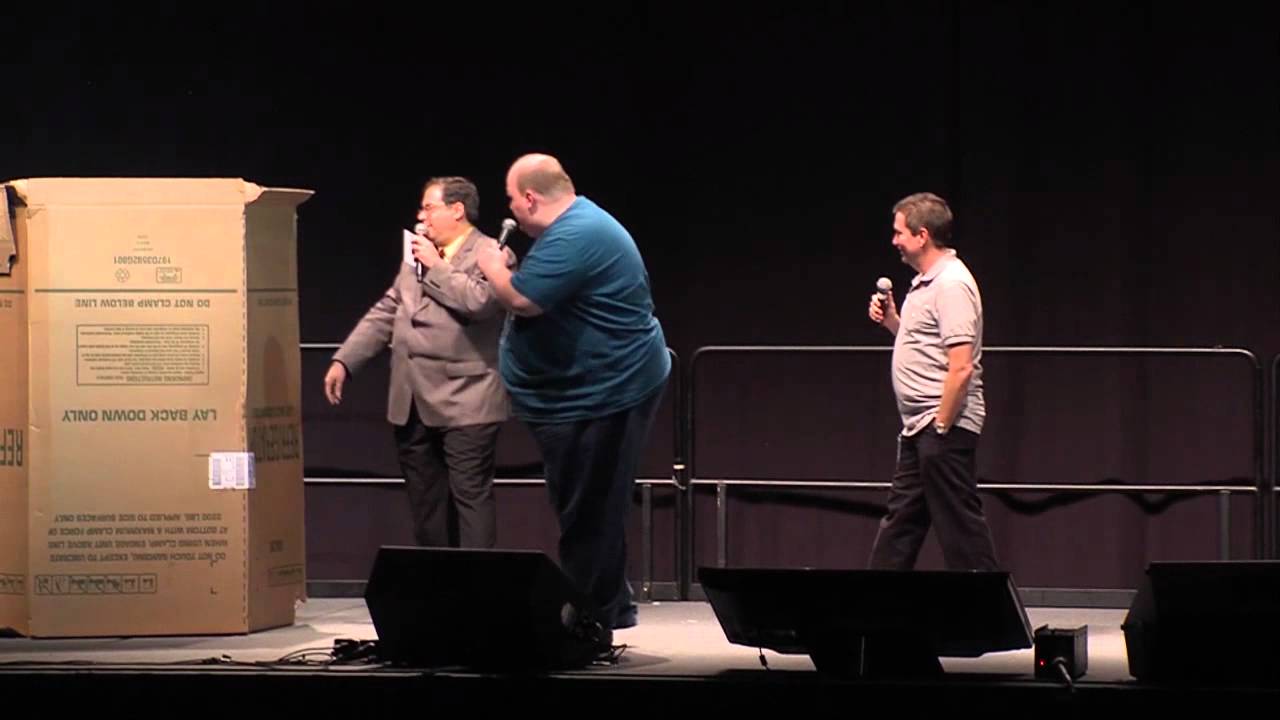 01 AC 2012 Masq Intro and Gary Gnu - YouTube