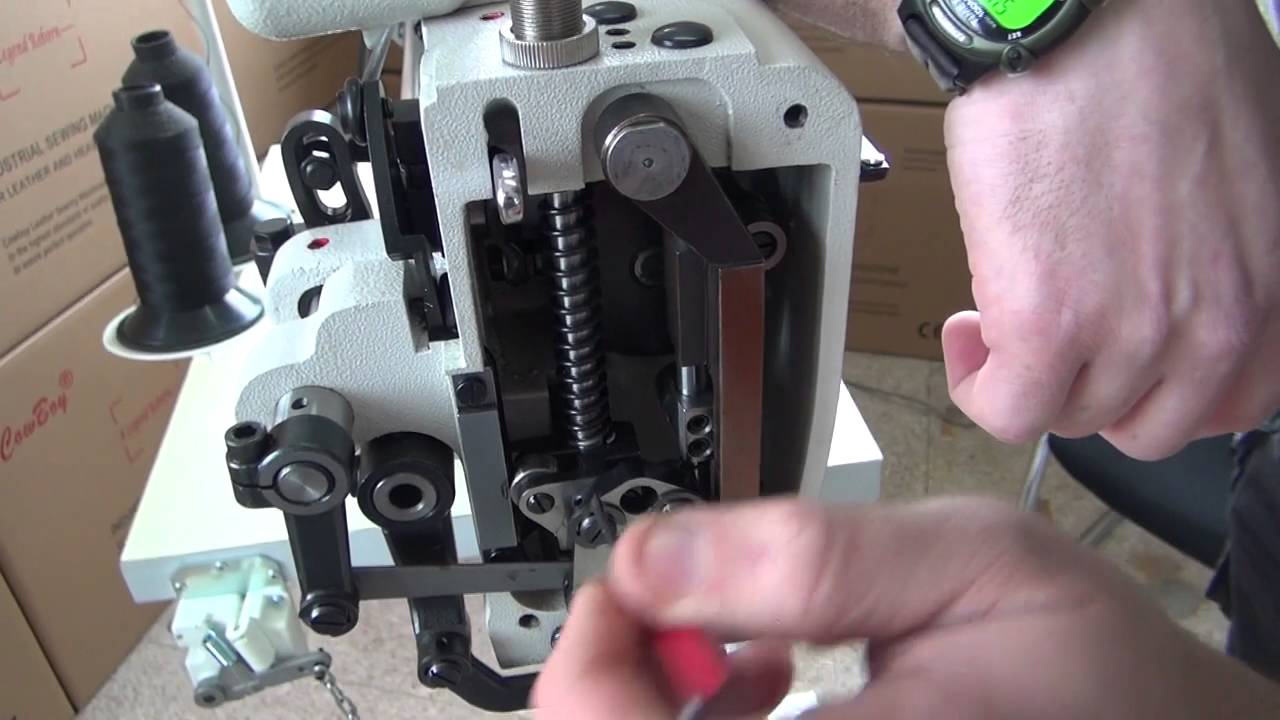Comment graisser votre Machine à coudre industrielle - YouTube