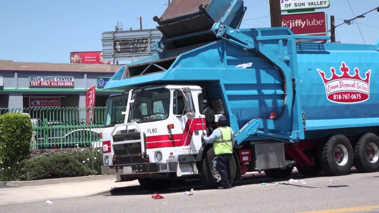 Custom Crown Top Pack Front Load Garbage Truck - YouTube