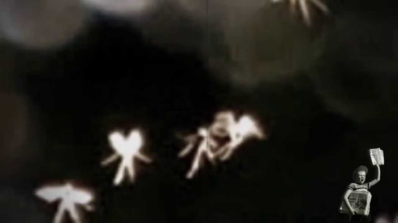 University lecturer John Hyatt claims to have photographed real-life ...