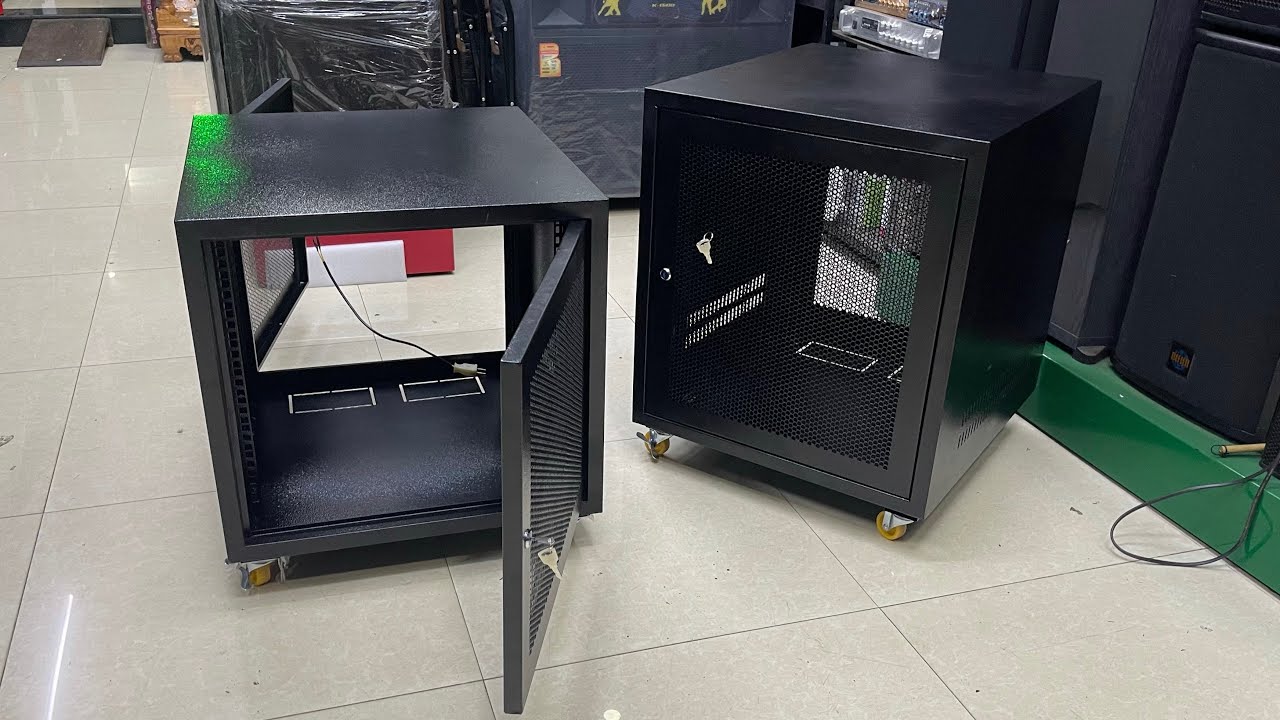 Tủ rack, tủ mạng kim loại cao cấp, dày dặn, chắc chắn, kích cỡ từ 8U ...