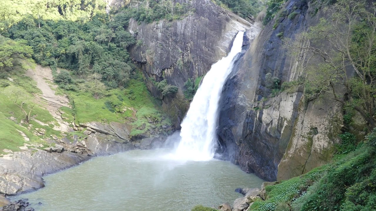 Dunhinda falls - Sri Lanka - YouTube