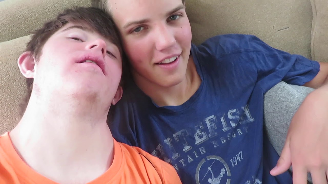 The Bruh Gang is spliting apart - YouTube