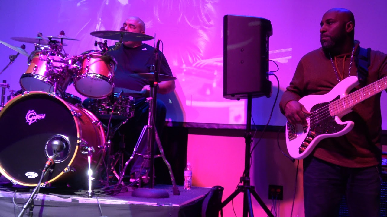 Ashleigh Chevalier Band, Uptown Alley, 6-7-19 - YouTube