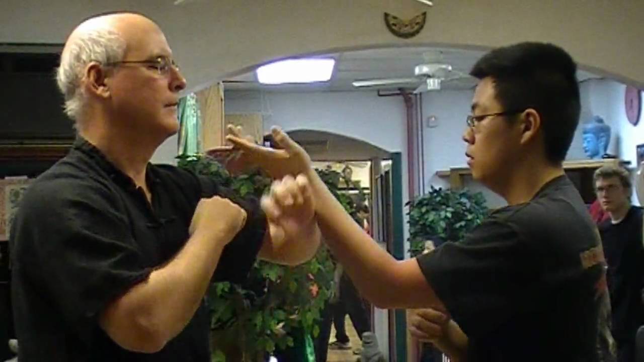 Wing Chun Techniques Part 6: Lap Sao Bong Sao Drill - YouTube