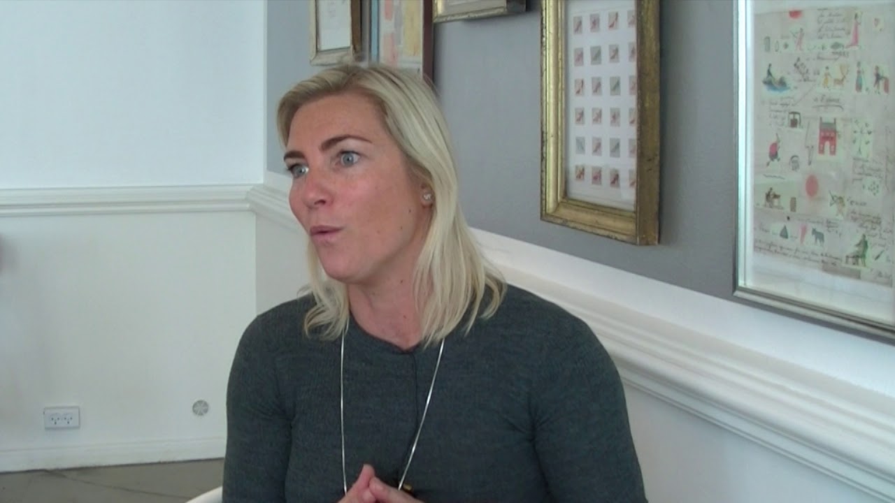 Præsentationsvideo af Catrine Brink - YouTube