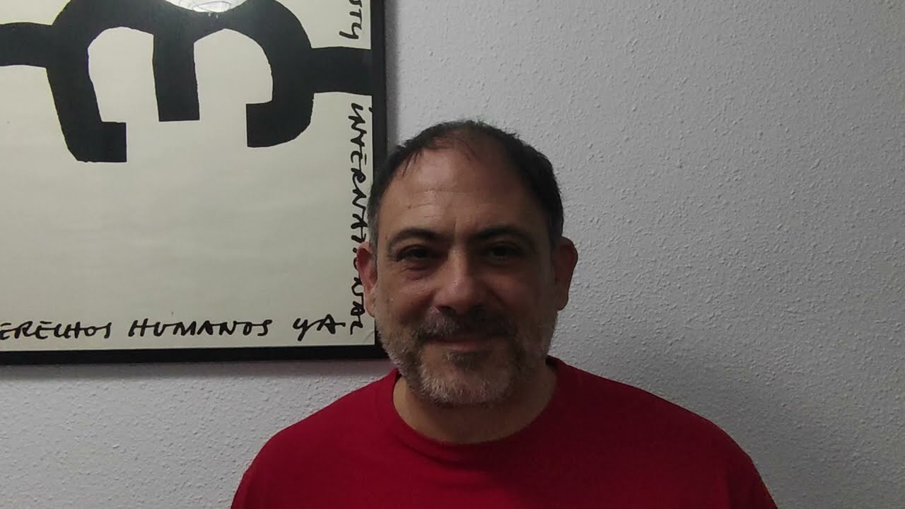 Enric Senabre al guanyador del V Concurs de Booktrailers Zona LLibre ...