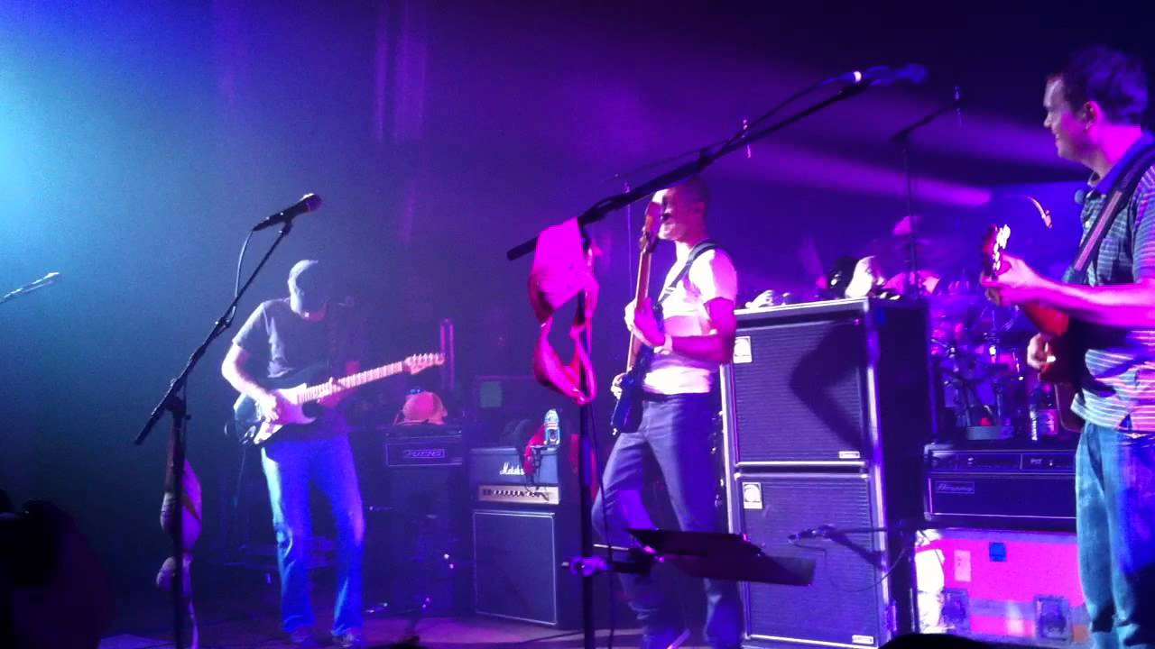 Comfortably Numb- Umphrey's McGee Feat. David Murphy from STS9 Boulder ...