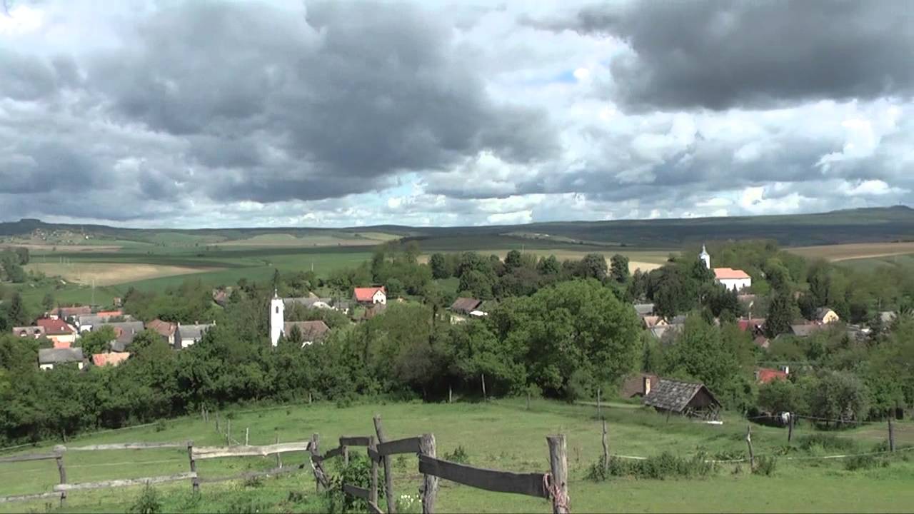 Vörösmarty ház Kapolcs - YouTube