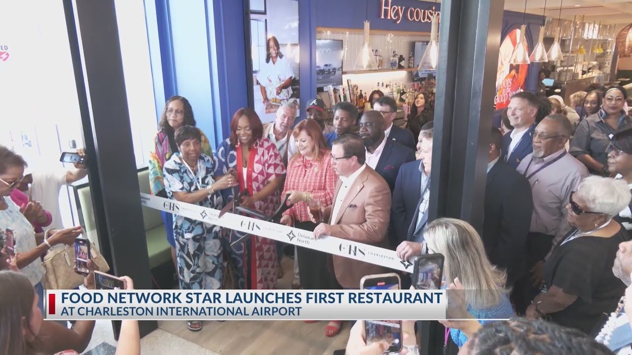 Food Network star launches first restaurant at CHS - YouTube
