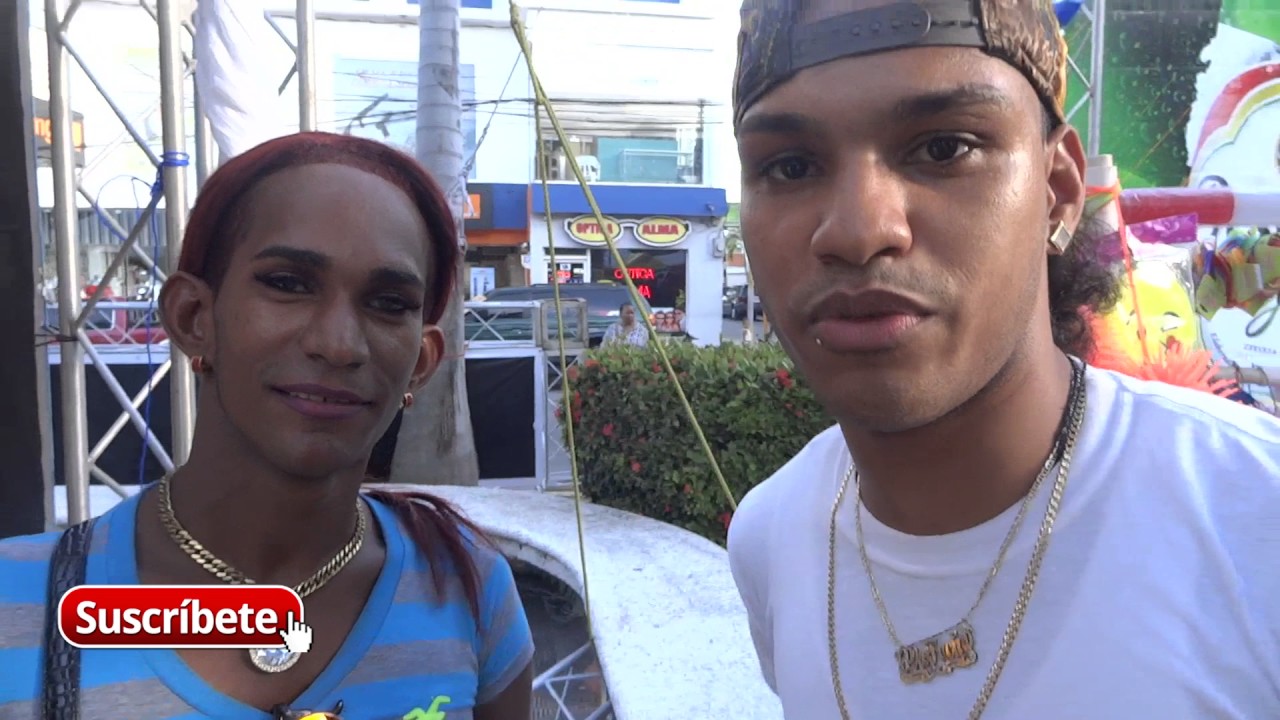 La Mamá Maura con El Profachi - YouTube