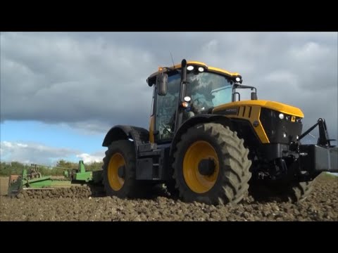 JCB Fastrac 4220 6m power harrow - YouTube