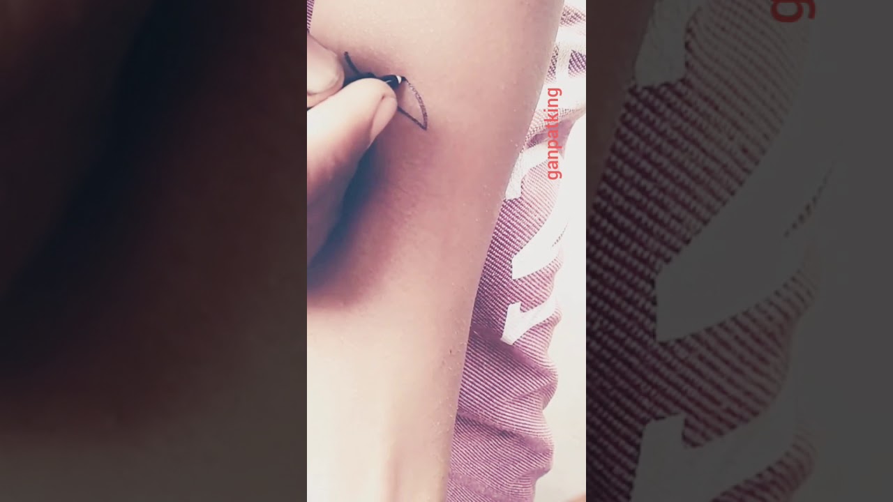 How to make a simple B letter tattoo - YouTube