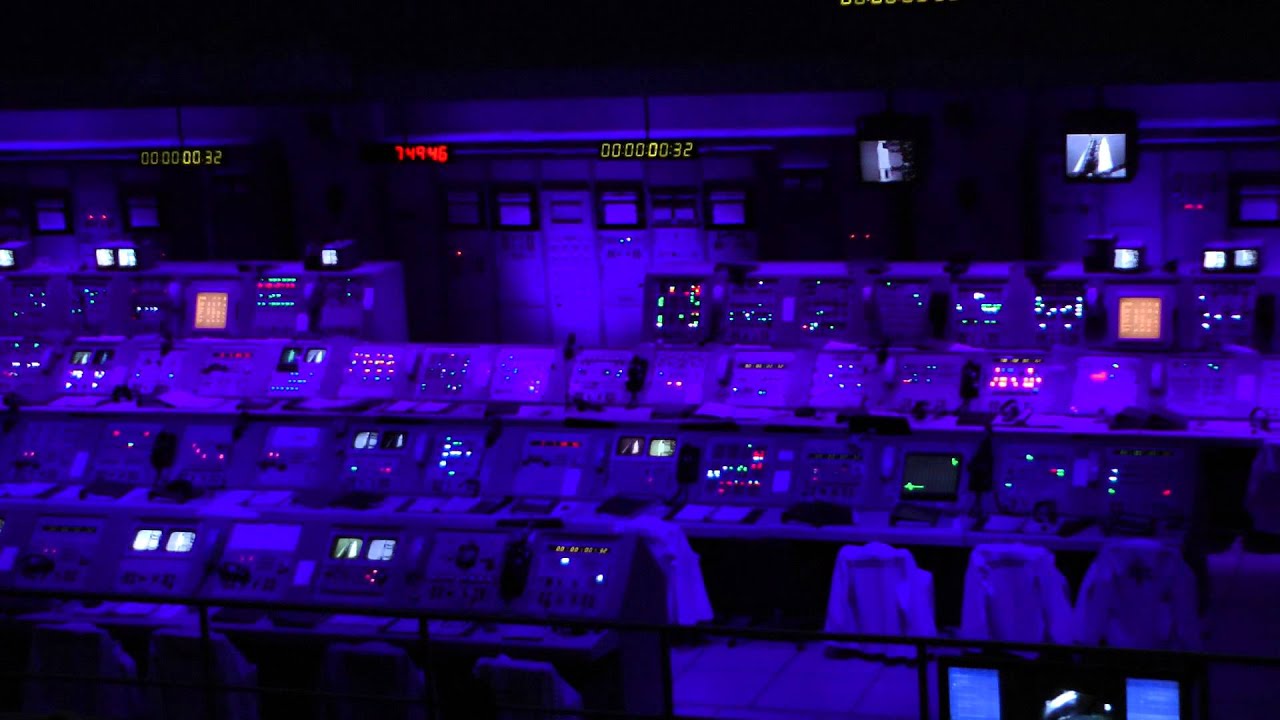 NASA Control Room Simulation of Apollo 8 Launch - YouTube