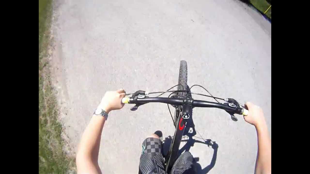 GO PRO - Norco Wolverine Jumping - YouTube