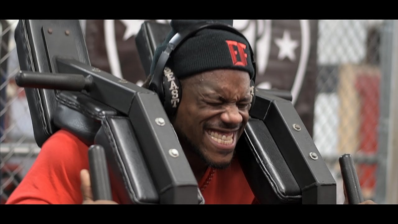 Dougie Flexx Fit Trains at Powerhouse Gym Pittsburgh (crazy Full leg ...