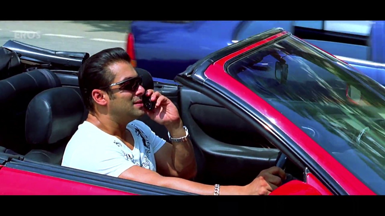Salman Khan talks on the phone - YouTube