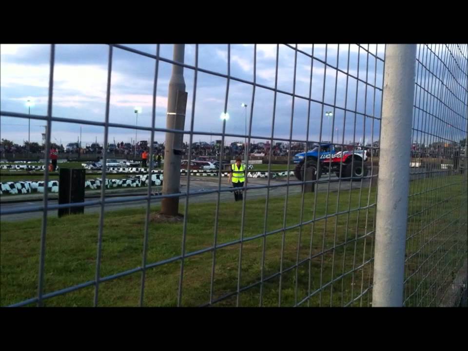 Skegness stadium 9th August 2011 - YouTube