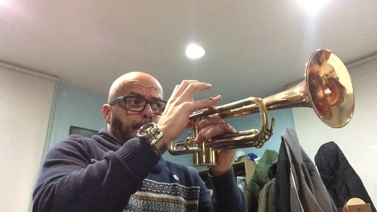 Escuchar, leer y tocar vol.1, Kalinka (track 54)- trompeta - YouTube