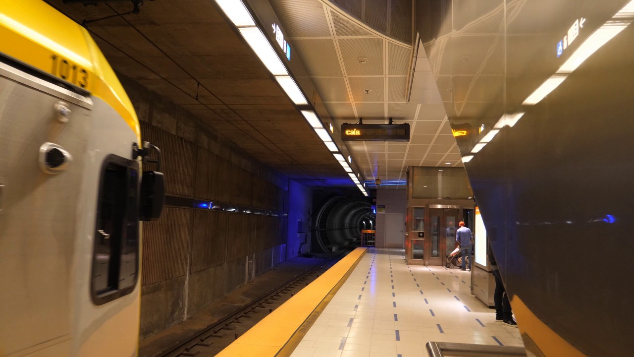 Metro Gold Line in Los Angeles - Exterior & Interior - YouTube