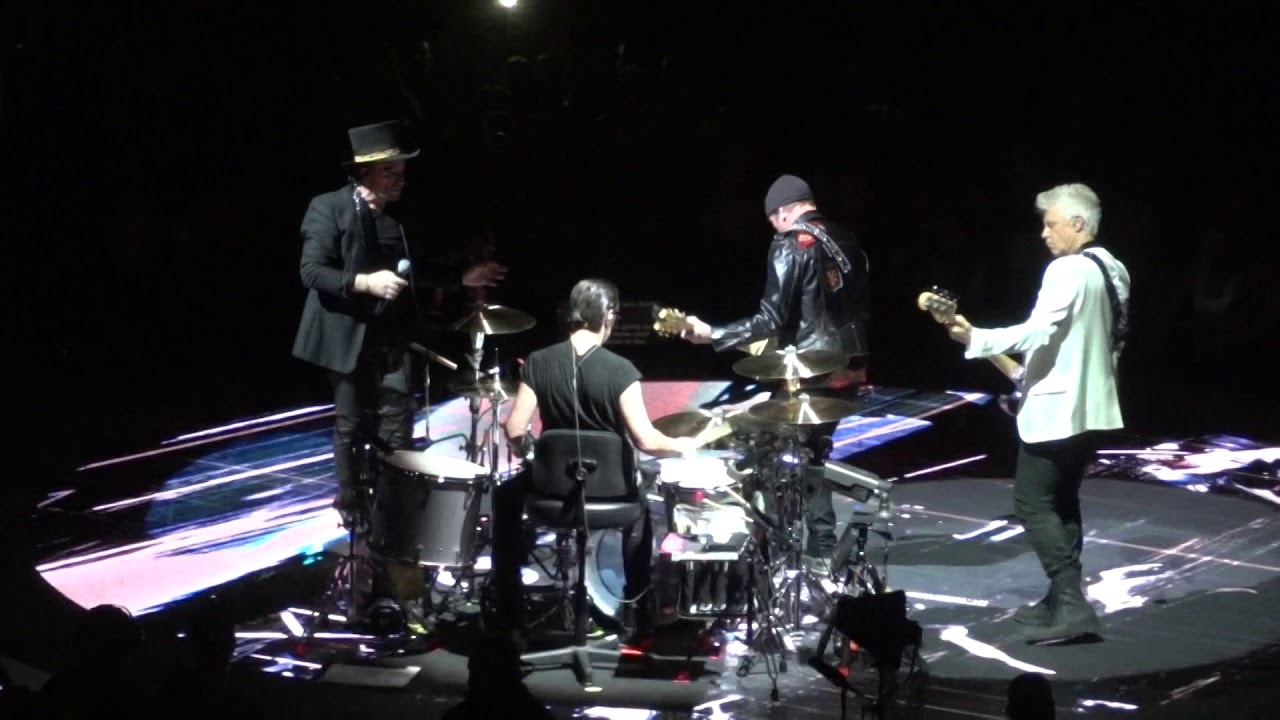 U2 - Acrobat - Paris, 08.09.2018 - YouTube