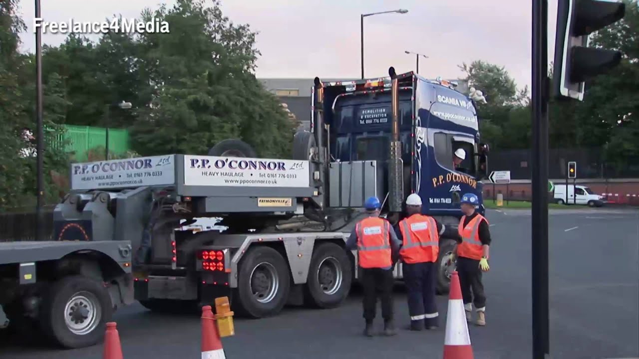 Mumps Bridge Oldham - 28th Aug 2010 - Day 1 - YouTube