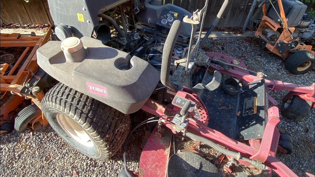 72 inch diesel ZTR toro mower project part 1, what we have to deal with ...