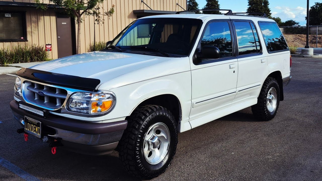 1995 ford explorer walk around 84k miles 5 speed stick @carsandbids ...