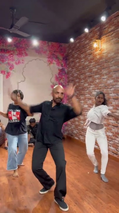 Nice dance - YouTube