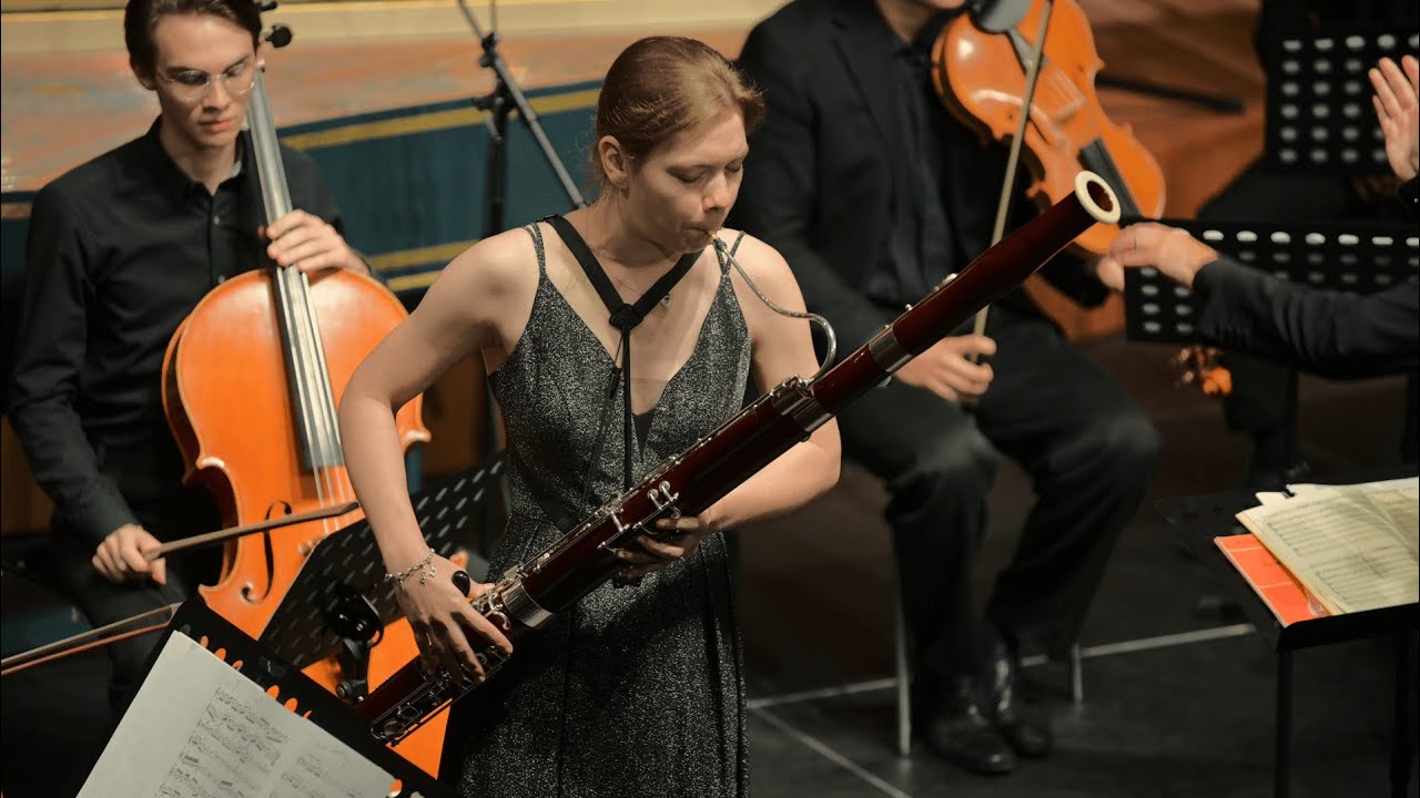 Antonio Vivaldi: Konzert für Fagott und Streicher a-Moll RV 497. Lena ...