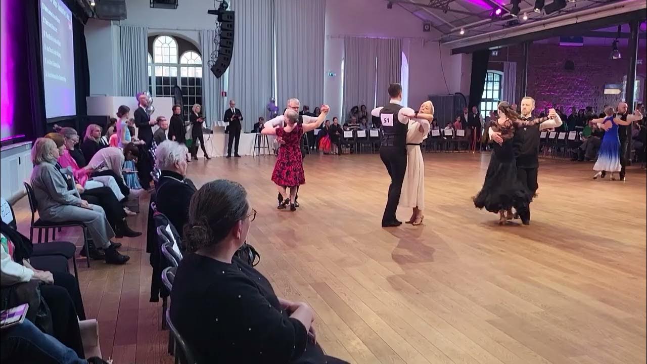 winter festival waltz - YouTube