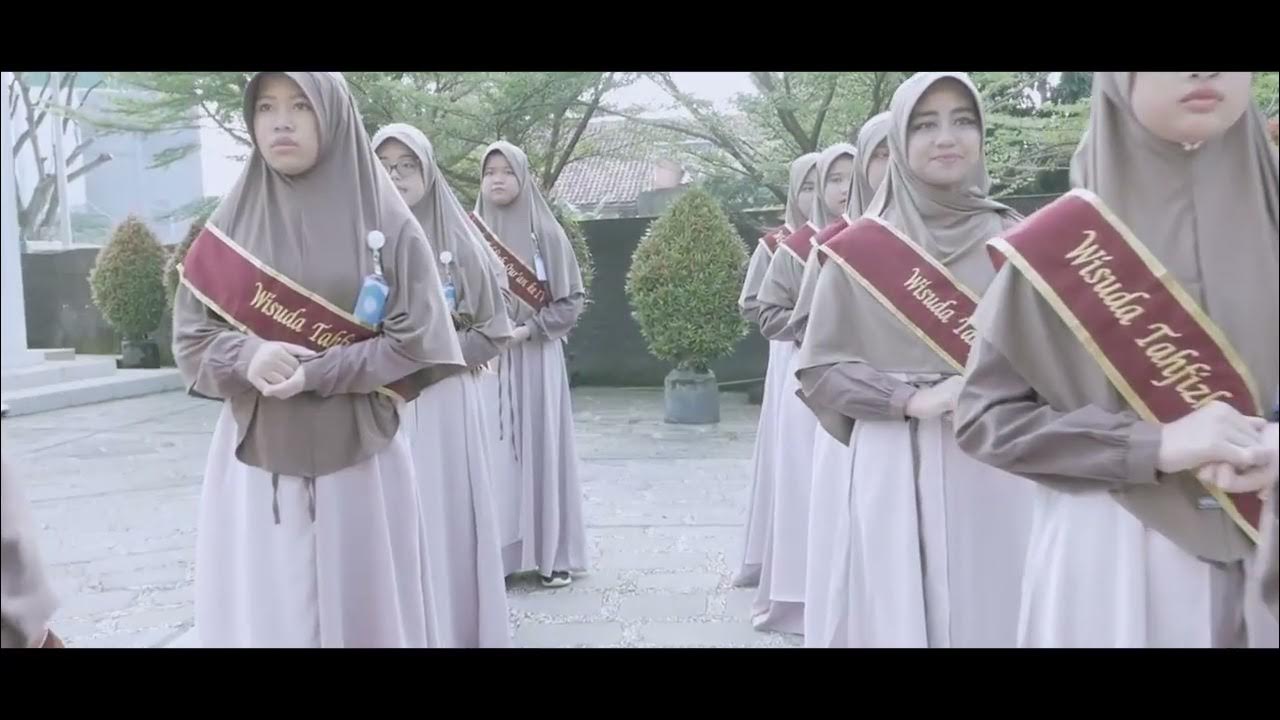 Cinematic Wisuda Tahfidz angkatan ke 4 MI Al Washliyah Perbutulan Cirebon - YouTube
