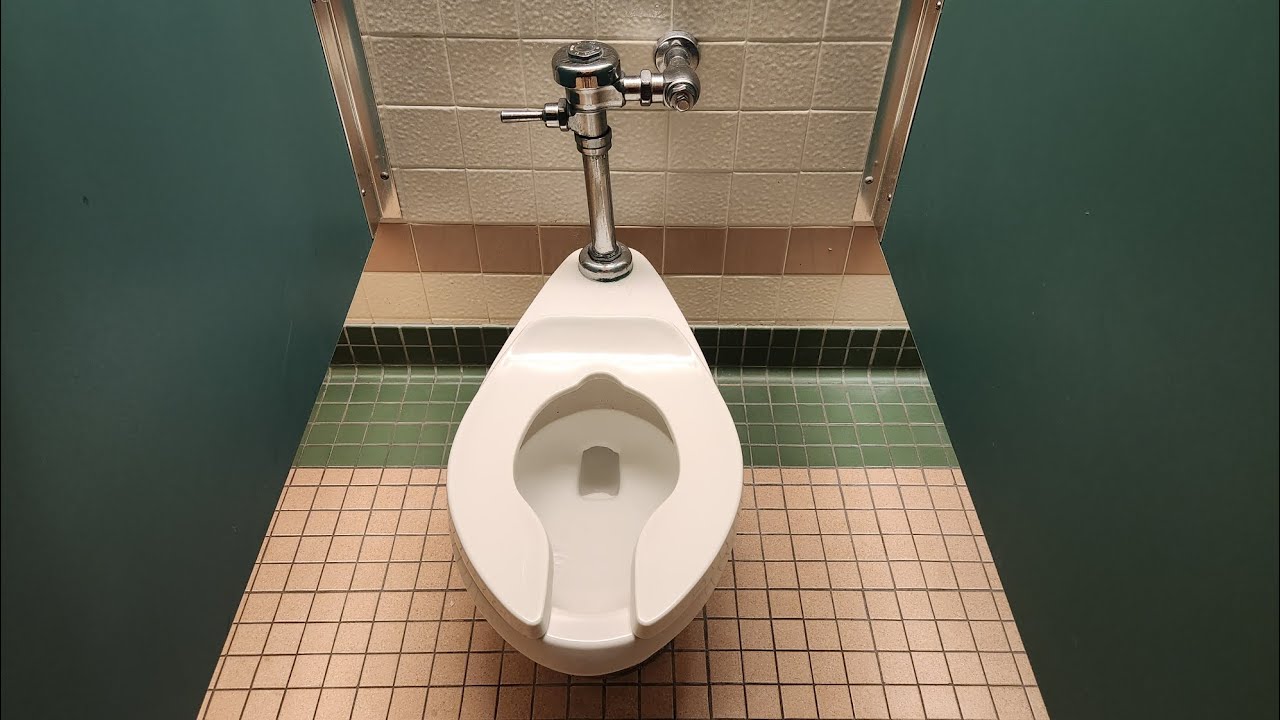 1990s American Standard Madera toilet - YouTube